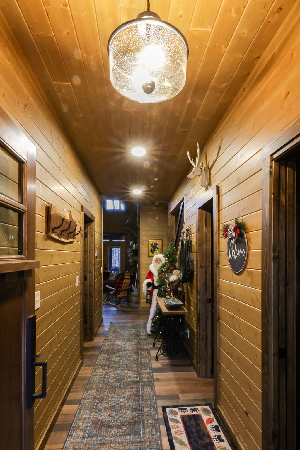 Inside Bourbon Bear Cabin and Amenities - Bourbon Bear Cabin